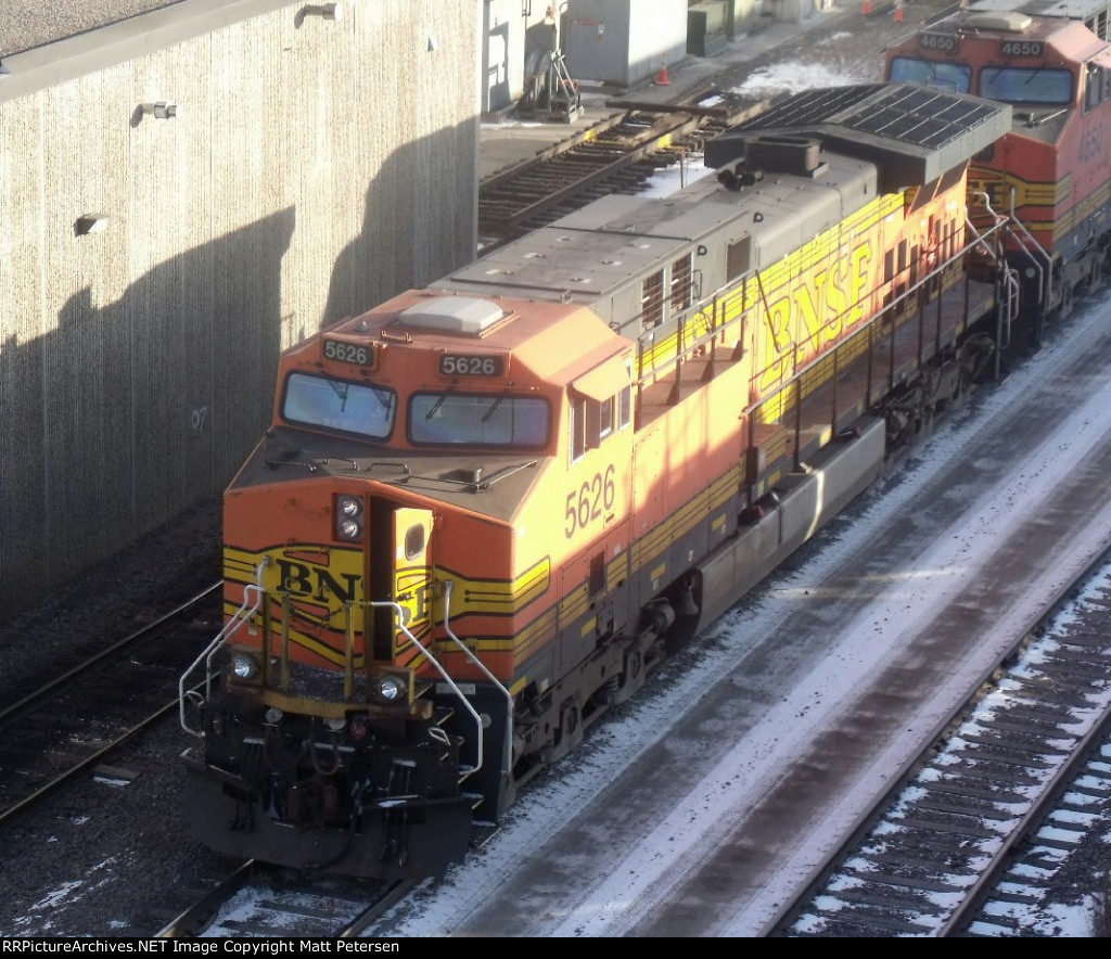BNSF 5626